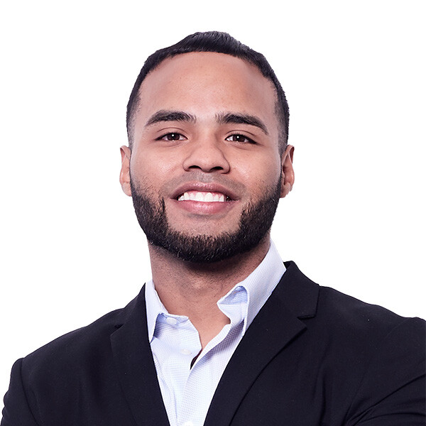 Container Handling Trucks: How to Integrate Them in a TOS